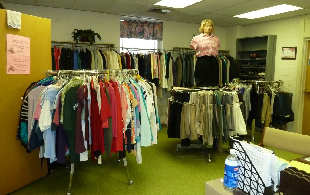 Programs & Services - Redeemer Crisis Center